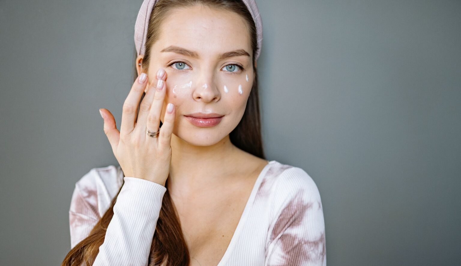 Alpha hydroxy acids and its benefits for skin - Dermabiotecnica